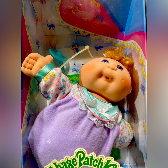 Toys | Vintage Cabbage Patch In Excellent Condition From 1996 | Poshmark